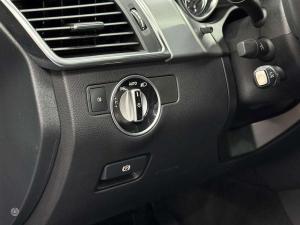 Melns Mercedes-Benz ML 350 2012 Marijampole, ar dzinēja tilpumu 2.99 L un nobraukumu 231 tūkst. km par 15750 €, foto 28 vietnē AUTOMOTO.COM.LV