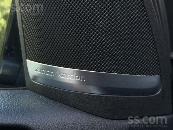 Black Mercedes-Benz ML 350 2012 in Jelgava, with an engine capacity of 3.00 L and mileage of 239 thousand km for 16450 €, photo 10 on AUTOMOTO.COM.LV