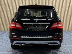 Melns Mercedes-Benz ML 350 2012 Marijampole, ar dzinēja tilpumu 2.99 L un nobraukumu 231 tūkst. km par 15350 €, foto 8 vietnē AUTOMOTO.COM.LV