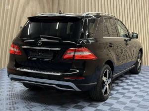 Melns Mercedes-Benz ML 350 2012 Marijampole, ar dzinēja tilpumu 2.99 L un nobraukumu 231 tūkst. km par 15350 €, foto 9 vietnē AUTOMOTO.COM.LV