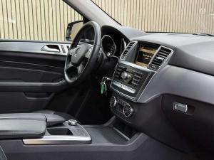 Melns Mercedes-Benz ML 350 2012 Marijampole, ar dzinēja tilpumu 2.99 L un nobraukumu 231 tūkst. km par 15350 €, foto 24 vietnē AUTOMOTO.COM.LV
