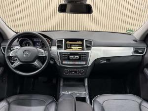 Melns Mercedes-Benz ML 350 2012 Marijampole, ar dzinēja tilpumu 2.99 L un nobraukumu 231 tūkst. km par 15350 €, foto 25 vietnē AUTOMOTO.COM.LV