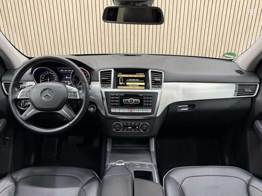Melns Mercedes-Benz ML 350 2012 Marijampole, ar dzinēja tilpumu 2.99 L un nobraukumu 231 tūkst. km par 15350 €, foto 25 vietnē AUTOMOTO.COM.LV