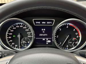Melns Mercedes-Benz ML 350 2012 Marijampole, ar dzinēja tilpumu 2.99 L un nobraukumu 231 tūkst. km par 15350 €, foto 29 vietnē AUTOMOTO.COM.LV