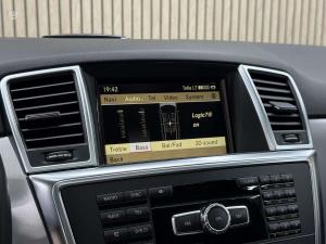 Melns Mercedes-Benz ML 350 2012 Marijampole, ar dzinēja tilpumu 2.99 L un nobraukumu 231 tūkst. km par 15350 €, foto 35 vietnē AUTOMOTO.COM.LV