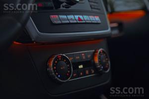 Черный Мерседес МЛ 350 2012 в Рига, объемом двигателя 3.00 л и пробегом 330 тыс. км за 15500 €, фото 18 на AUTOMOTO.COM.LV