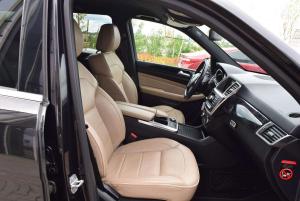 Black Mercedes-Benz ML 350 2012 in Vilnius, with an engine capacity of 2.99 L and mileage of 315 thousand km for 11500 €, photo 9 on AUTOMOTO.COM.LV
