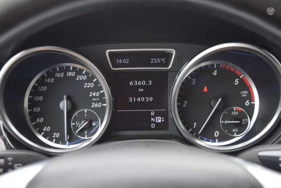 Black Mercedes-Benz ML 350 2012 in Vilnius, with an engine capacity of 2.99 L and mileage of 315 thousand km for 11500 €, photo 20 on AUTOMOTO.COM.LV