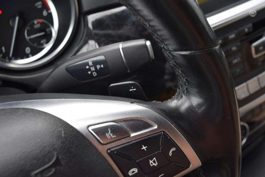 Black Mercedes-Benz ML 350 2012 in Vilnius, with an engine capacity of 2.99 L and mileage of 315 thousand km for 11500 €, photo 22 on AUTOMOTO.COM.LV