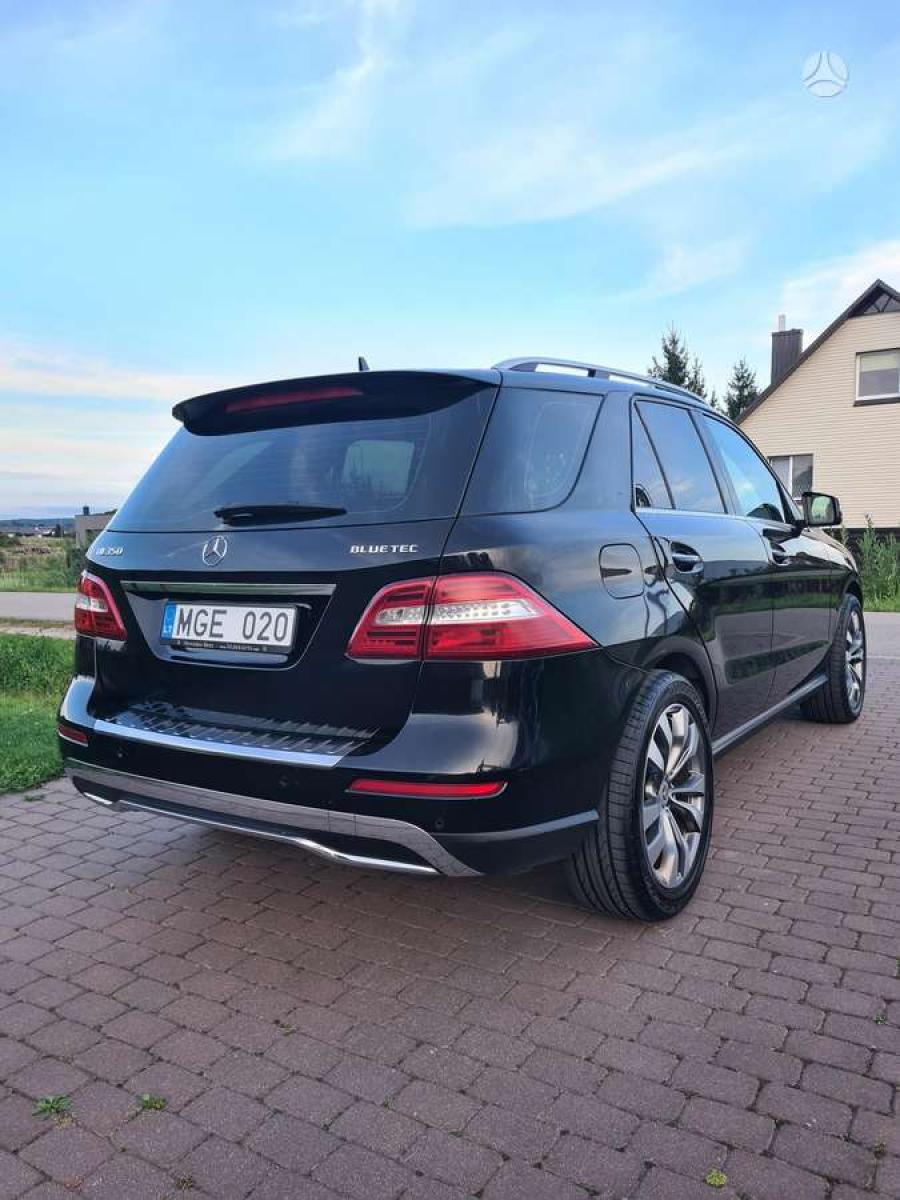 Melns Mercedes-Benz ML 350 2012 Kaišiadorys, ar dzinēja tilpumu 2.99 L un nobraukumu 280 tūkst. km par 11250 €, foto 5 vietnē AUTOMOTO.COM.LV