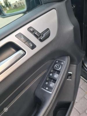 Melns Mercedes-Benz ML 350 2012 Kaišiadorys, ar dzinēja tilpumu 2.99 L un nobraukumu 280 tūkst. km par 11250 €, foto 25 vietnē AUTOMOTO.COM.LV