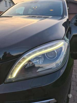 Melns Mercedes-Benz ML 350 2012 Kaišiadorys, ar dzinēja tilpumu 2.99 L un nobraukumu 280 tūkst. km par 11250 €, foto 26 vietnē AUTOMOTO.COM.LV