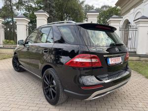 Black Mercedes-Benz ML 350 2012 in Vilnius, with an engine capacity of 2.99 L and mileage of 292 thousand km for 12500 €, photo 14 on AUTOMOTO.COM.LV
