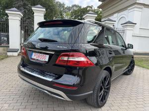 Black Mercedes-Benz ML 350 2012 in Vilnius, with an engine capacity of 2.99 L and mileage of 292 thousand km for 12500 €, photo 15 on AUTOMOTO.COM.LV
