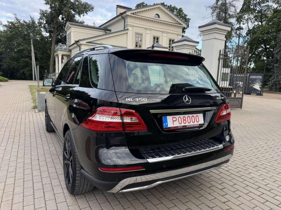 Black Mercedes-Benz ML 350 2012 in Vilnius, with an engine capacity of 2.99 L and mileage of 292 thousand km for 12500 €, photo 19 on AUTOMOTO.COM.LV