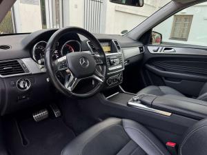 Black Mercedes-Benz ML 350 2012 in Vilnius, with an engine capacity of 2.99 L and mileage of 292 thousand km for 12500 €, photo 22 on AUTOMOTO.COM.LV