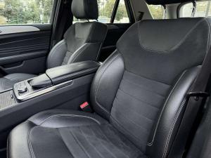 Black Mercedes-Benz ML 350 2012 in Vilnius, with an engine capacity of 2.99 L and mileage of 292 thousand km for 12500 €, photo 23 on AUTOMOTO.COM.LV