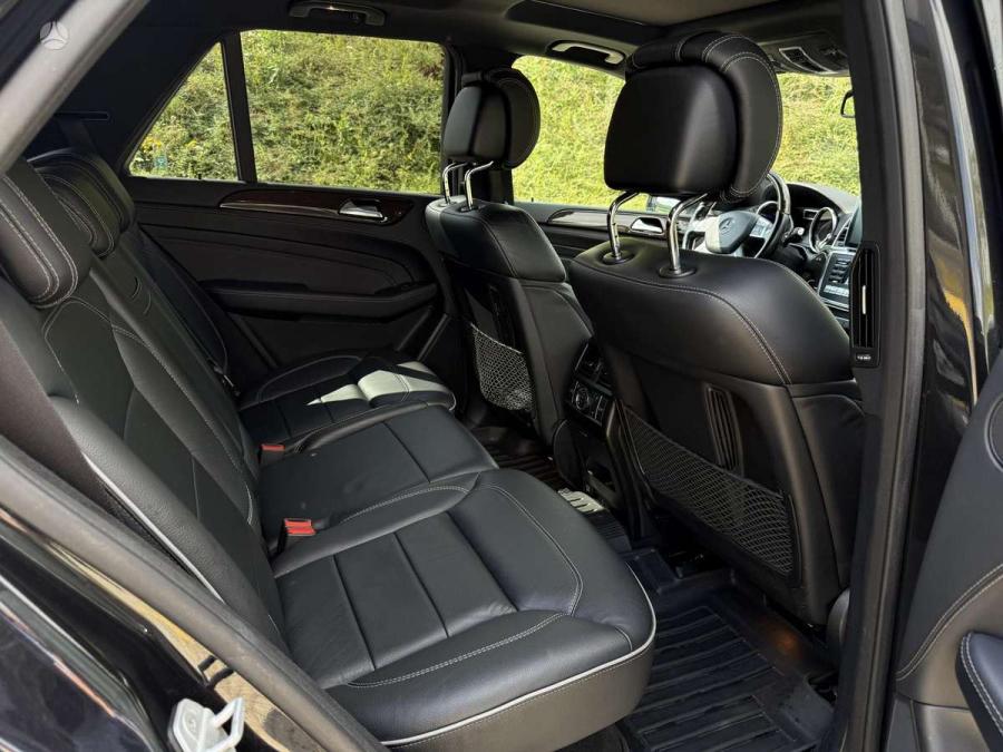Melns Mercedes-Benz ML 350 2012 Viļņa, ar dzinēja tilpumu 2.99 L un nobraukumu 414 tūkst. km par 11000 €, foto 13 vietnē AUTOMOTO.COM.LV