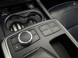 Melns Mercedes-Benz ML 350 2012 Viļņa, ar dzinēja tilpumu 2.99 L un nobraukumu 414 tūkst. km par 11000 €, foto 16 vietnē AUTOMOTO.COM.LV