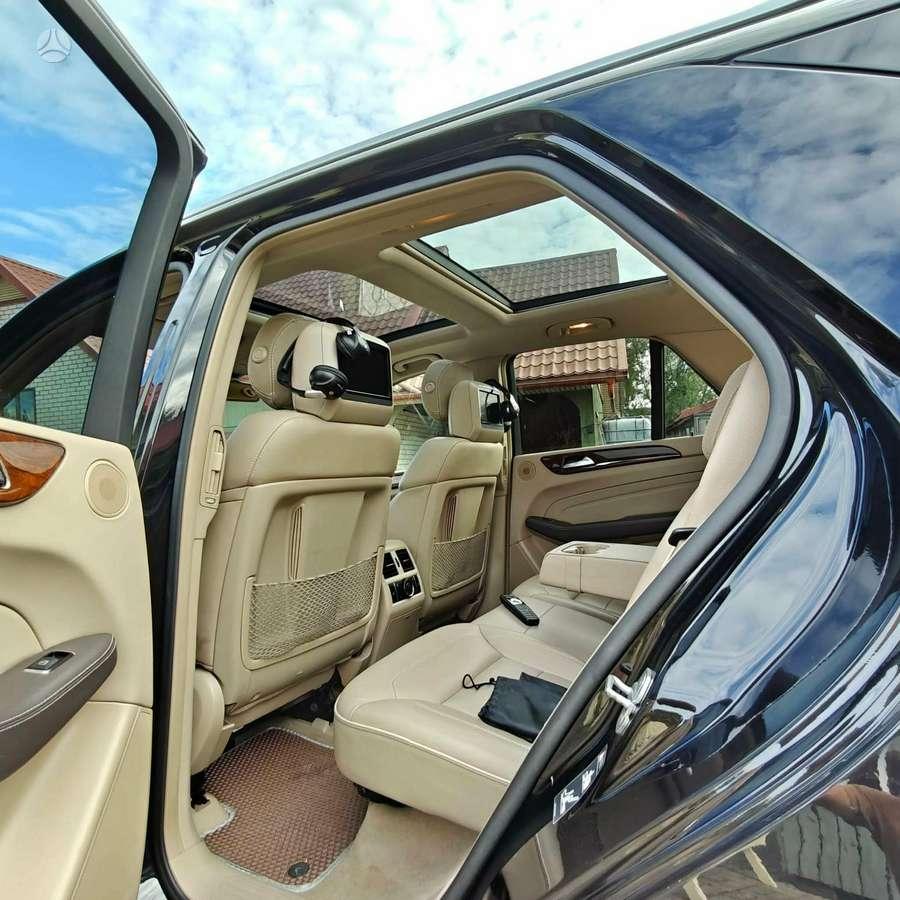 Melns Mercedes-Benz ML 350 2012 Jurbarkas, ar dzinēja tilpumu 3.50 L un nobraukumu 287 tūkst. km par 11500 €, foto 14 vietnē AUTOMOTO.COM.LV