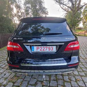 Melns Mercedes-Benz ML 350 2012 Šauļi, ar dzinēja tilpumu 2.99 L un nobraukumu 201 tūkst. km par 11999 €, foto 8 vietnē AUTOMOTO.COM.LV