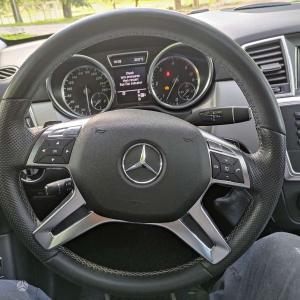 Melns Mercedes-Benz ML 350 2012 Šauļi, ar dzinēja tilpumu 2.99 L un nobraukumu 201 tūkst. km par 11999 €, foto 13 vietnē AUTOMOTO.COM.LV
