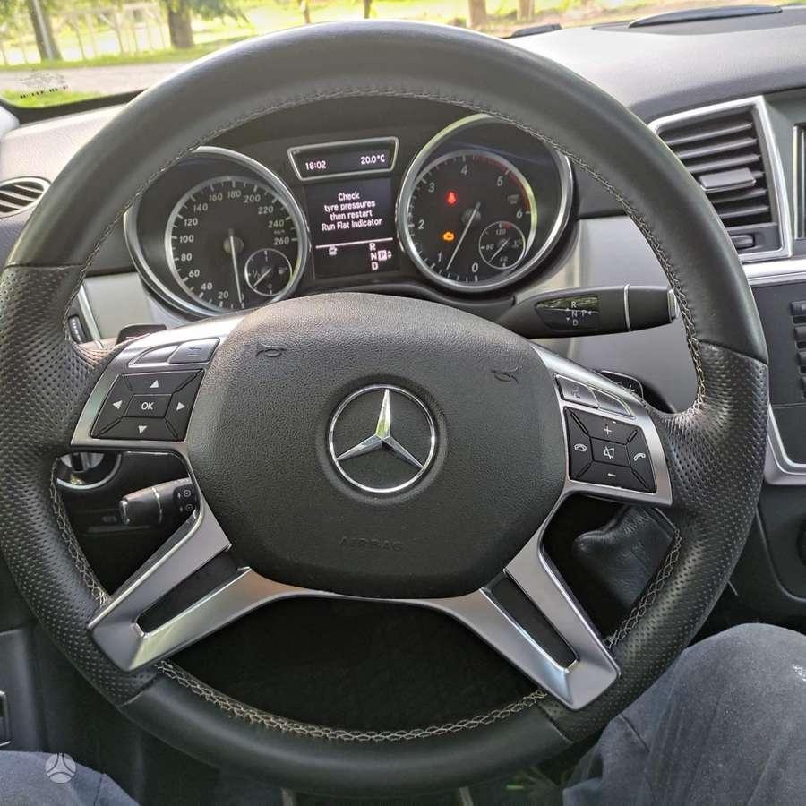 Melns Mercedes-Benz ML 350 2012 Šauļi, ar dzinēja tilpumu 2.99 L un nobraukumu 201 tūkst. km par 11999 €, foto 13 vietnē AUTOMOTO.COM.LV
