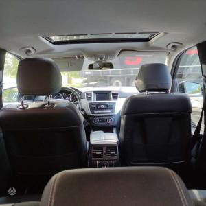Melns Mercedes-Benz ML 350 2012 Šauļi, ar dzinēja tilpumu 2.99 L un nobraukumu 201 tūkst. km par 11999 €, foto 20 vietnē AUTOMOTO.COM.LV