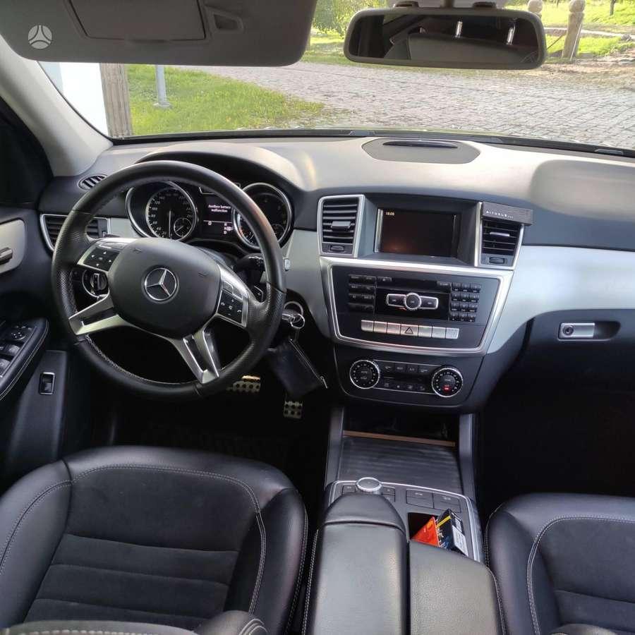 Melns Mercedes-Benz ML 350 2012 Šauļi, ar dzinēja tilpumu 2.99 L un nobraukumu 201 tūkst. km par 11999 €, foto 21 vietnē AUTOMOTO.COM.LV