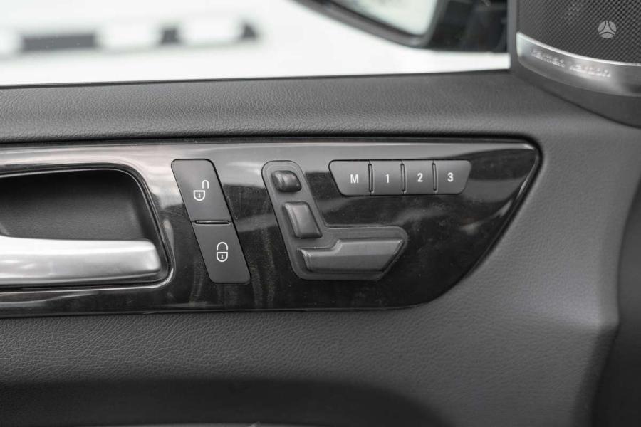 Melns Mercedes-Benz ML 350 2012 Viļņa, ar dzinēja tilpumu 2.99 L un nobraukumu 323 tūkst. km par 11900 €, foto 19 vietnē AUTOMOTO.COM.LV