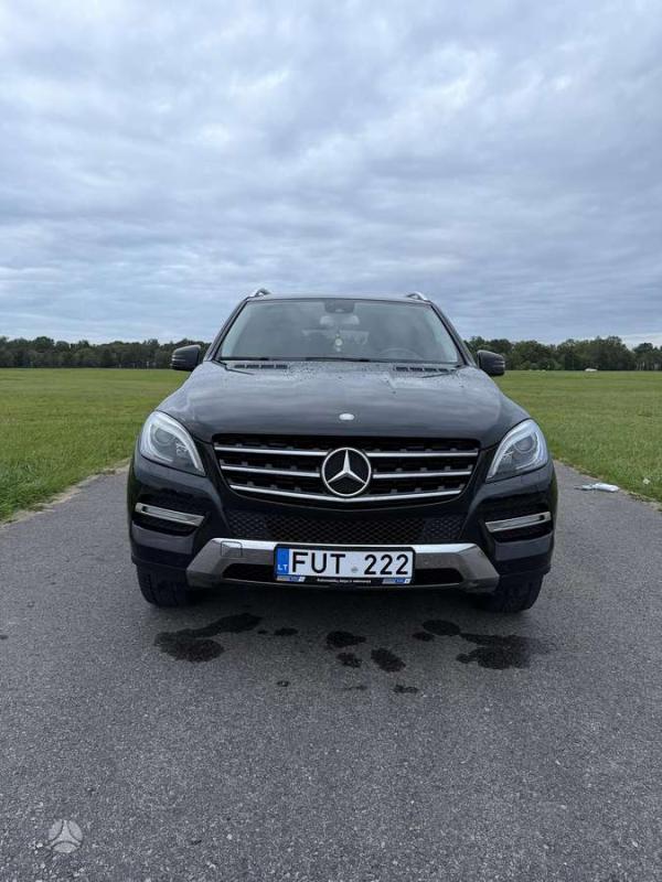 Melns Mercedes-Benz ML 350 2012 Kauņa, ar dzinēja tilpumu 0.00 L un nobraukumu 181 tūkst. km par 15999 €, foto 7 vietnē AUTOMOTO.COM.LV