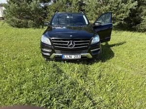 Черный Мерседес МЛ 350 2012 в Кедайняй, объемом двигателя 2.99 л и пробегом 265 тыс. км за 13500 €, фото 34 на AUTOMOTO.COM.LV