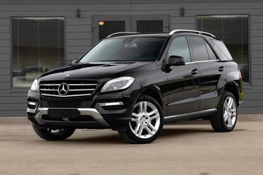 Melns Mercedes-Benz ML 350 2013 Jelgava, ar dzinēja tilpumu 3.00 L un nobraukumu 220 tūkst. km par 15450 €, foto 4 vietnē AUTOMOTO.COM.LV