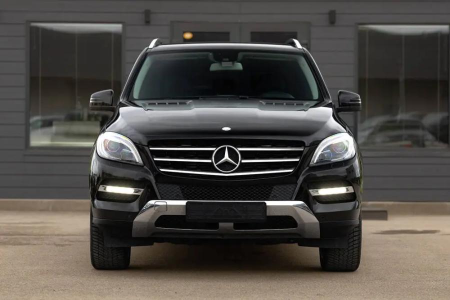 Melns Mercedes-Benz ML 350 2013 Jelgava, ar dzinēja tilpumu 3.00 L un nobraukumu 220 tūkst. km par 15450 €, foto 6 vietnē AUTOMOTO.COM.LV