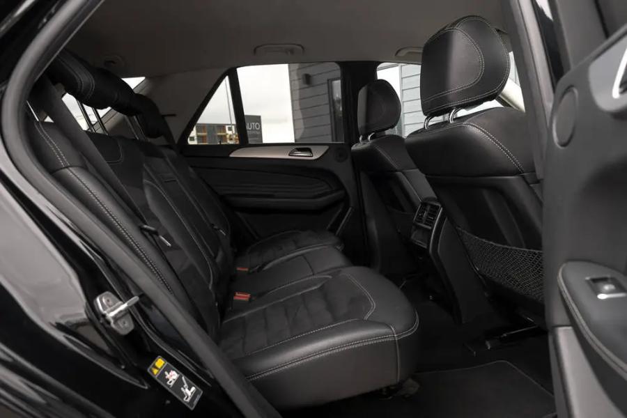 Melns Mercedes-Benz ML 350 2013 Jelgava, ar dzinēja tilpumu 3.00 L un nobraukumu 220 tūkst. km par 15450 €, foto 11 vietnē AUTOMOTO.COM.LV