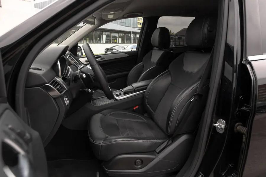 Melns Mercedes-Benz ML 350 2013 Jelgava, ar dzinēja tilpumu 3.00 L un nobraukumu 220 tūkst. km par 15450 €, foto 13 vietnē AUTOMOTO.COM.LV