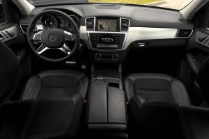 Melns Mercedes-Benz ML 350 2013 Jelgava, ar dzinēja tilpumu 3.00 L un nobraukumu 220 tūkst. km par 15450 €, foto 14 vietnē AUTOMOTO.COM.LV