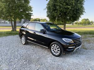 Черный Мерседес МЛ 350 2013 в Каунас, объемом двигателя 3.00 л и пробегом 328 тыс. км за 12000 €, фото 7 на AUTOMOTO.COM.LV
