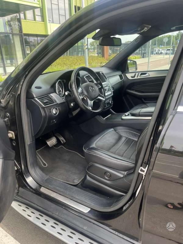 Melns Mercedes-Benz ML 350 2013 Kauņa, ar dzinēja tilpumu 2.99 L un nobraukumu 344 tūkst. km par 11490 €, foto 7 vietnē AUTOMOTO.COM.LV