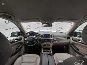 Black Mercedes-Benz ML 350 2013 in Vilnius, with an engine capacity of 2.99 L and mileage of 267 thousand km for 12500 €, photo 14 on AUTOMOTO.COM.LV