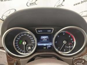 Black Mercedes-Benz ML 350 2013 in Vilnius, with an engine capacity of 2.99 L and mileage of 267 thousand km for 12500 €, photo 21 on AUTOMOTO.COM.LV