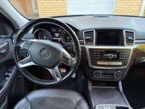 Melns Mercedes-Benz ML 350 2013 Viļņa, ar dzinēja tilpumu 3.50 L un nobraukumu 209 tūkst. km par 13500 €, foto 11 vietnē AUTOMOTO.COM.LV