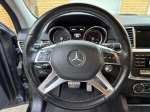 Melns Mercedes-Benz ML 350 2013 Viļņa, ar dzinēja tilpumu 3.50 L un nobraukumu 209 tūkst. km par 13500 €, foto 12 vietnē AUTOMOTO.COM.LV