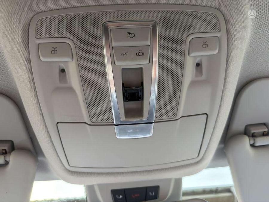 Melns Mercedes-Benz ML 350 2013 Viļņa, ar dzinēja tilpumu 3.50 L un nobraukumu 209 tūkst. km par 13500 €, foto 20 vietnē AUTOMOTO.COM.LV
