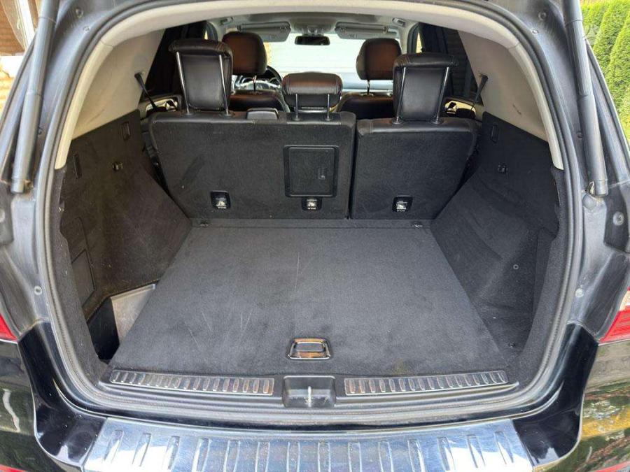 Melns Mercedes-Benz ML 350 2013 Viļņa, ar dzinēja tilpumu 3.50 L un nobraukumu 209 tūkst. km par 13500 €, foto 21 vietnē AUTOMOTO.COM.LV