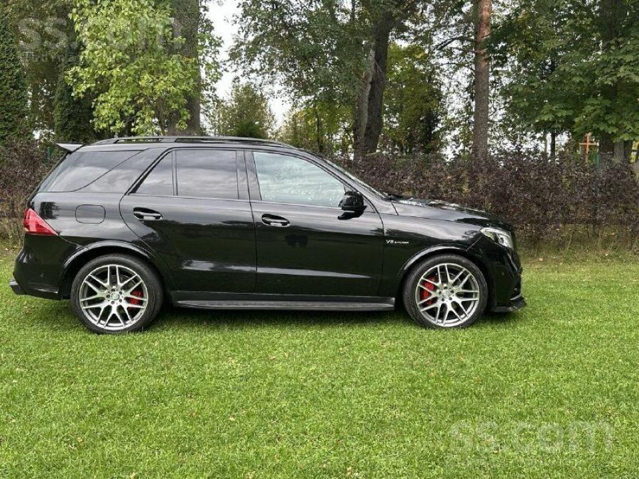 Черный Мерседес МЛ 350 2013 в Рига, объемом двигателя 3.00 л и пробегом 280 тыс. км за 26900 €, фото 5 на AUTOMOTO.COM.LV