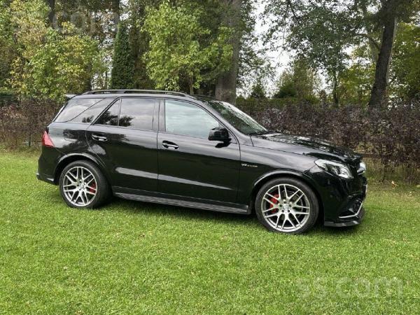Мерседес МЛ 350 2013 в Рига на AUTOMOTO.COM.LV Черный Мерседес МЛ 350 2013 в Рига, объемом двигателя 3.00 л и пробегом 280 тыс. км за 26900 €, фото 6 на AUTOMOTO.COM.LV