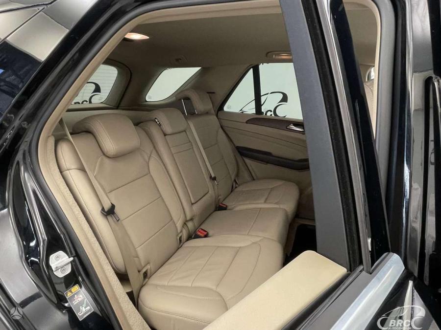 Melns Mercedes-Benz ML 350 2014 Viļņa, ar dzinēja tilpumu 2.99 L un nobraukumu 115 tūkst. km par 15500 €, foto 13 vietnē AUTOMOTO.COM.LV