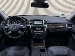 Melns Mercedes-Benz ML 350 2014 Marijampole, ar dzinēja tilpumu 2.99 L un nobraukumu 231 tūkst. km par 16850 €, foto 24 vietnē AUTOMOTO.COM.LV