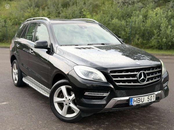 Black Mercedes-Benz ML 350 2014 in Vilnius, with an engine capacity of 2.99 L and mileage of 347 thousand km for 11900 €, photo 1 on AUTOMOTO.COM.LV